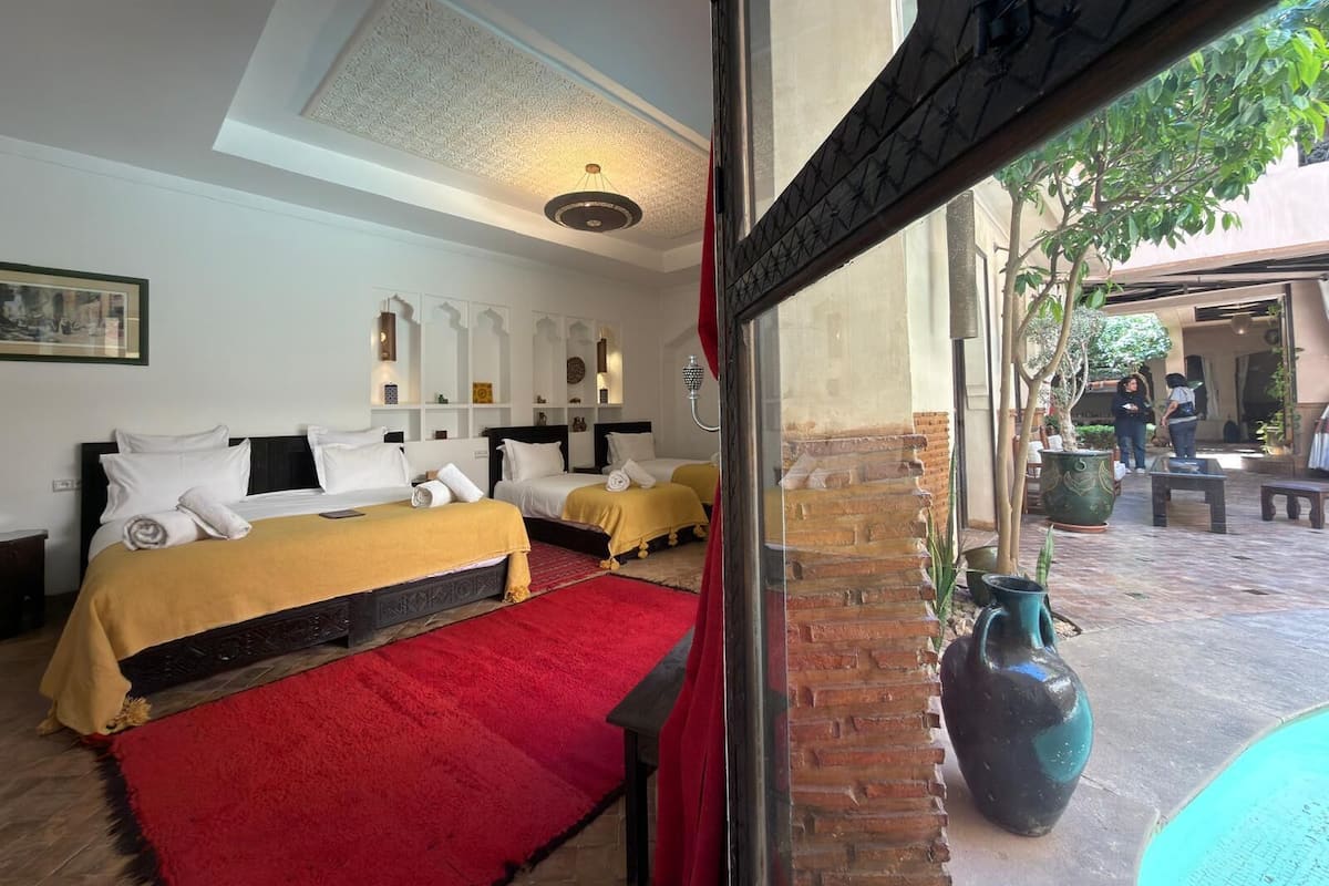 Quarto quádruplo, banheiro privativo (sin) | Wi-Fi de cortesia