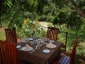 2 restaurantes, pequenos-almoços servidos 