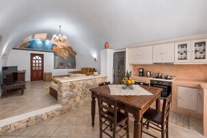 Vila luxo, 1 quarto, banheira de imersão | Opções para refeição no quarto