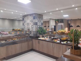 Almoço e jantar, culinária brasileira