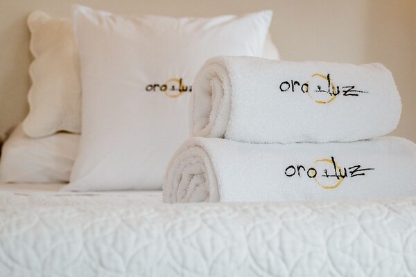 Oro Y Luz - Andalusia