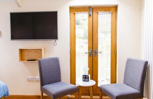 Televisor de 43 polegadas com canais digitais 