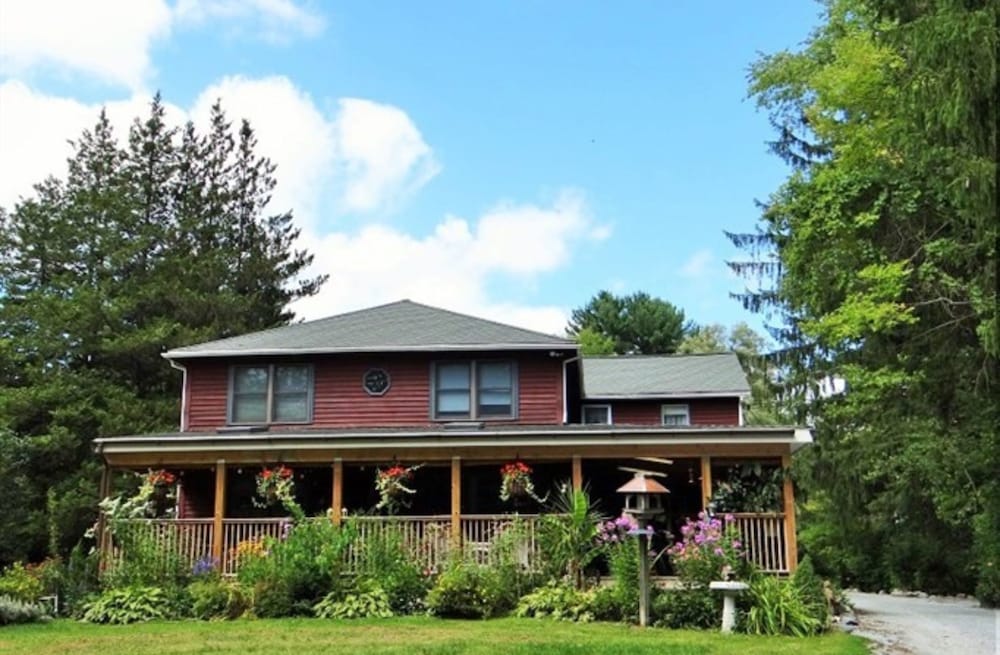 Eastgate Inn B&b - Lee, MA