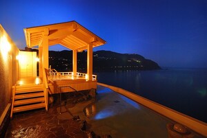 Tratamentos corporais, aromaterapia, tratamentos faciais, massagens 