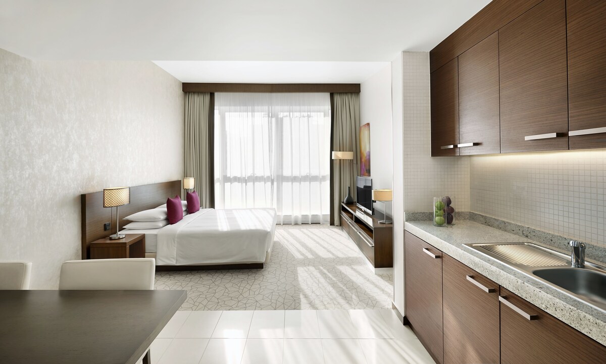 Hyatt Place Dubai Al Rigga Residences Reviews, Deals & Photos 2023 - Expedia