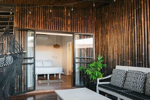 Quarto Duplo Superior | Cofre no quarto, Wi-fi grátis