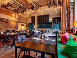 Pequeno-almoço tipo buffet diário incluído 