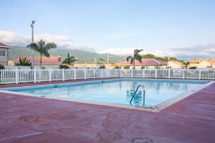 Piscina exterior 