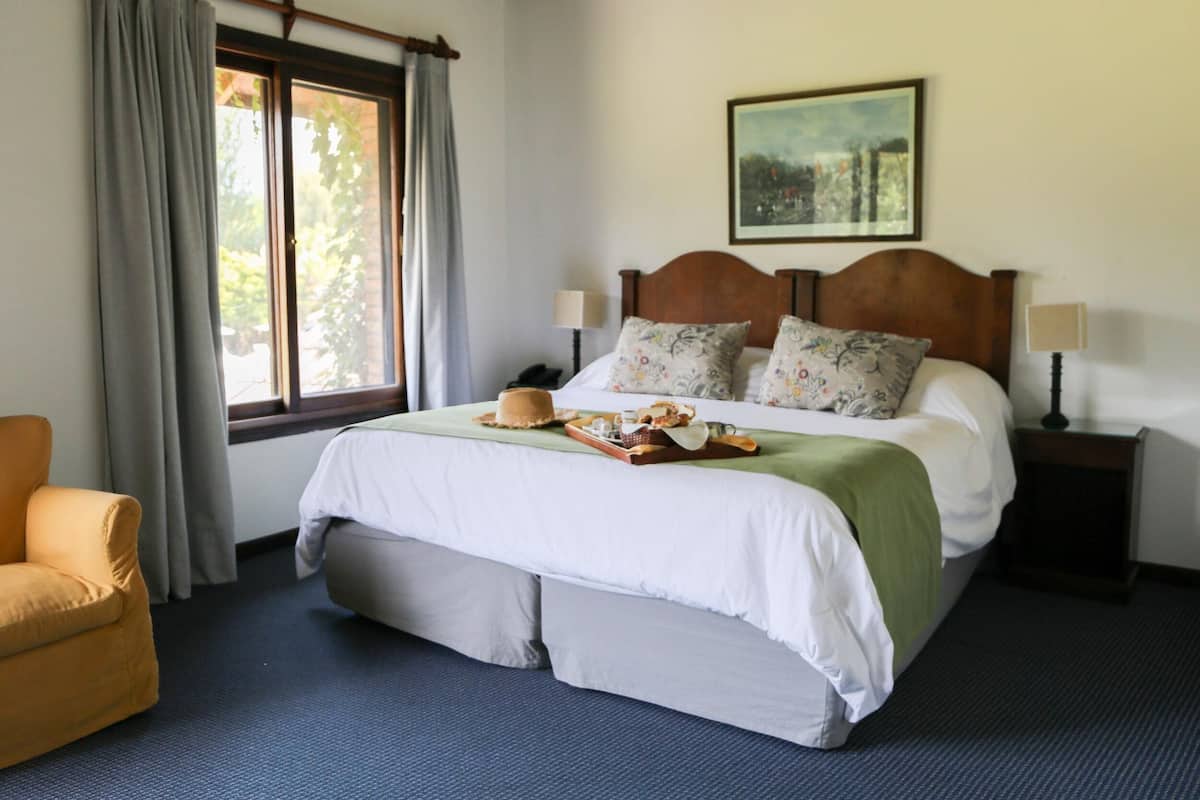 1 quarto, roupas de cama premium, edredons de pluma, frigobar