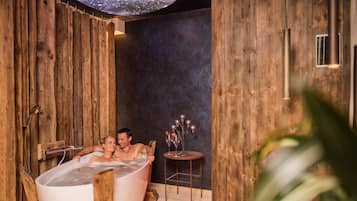 Salas para tratamentos a dois, sauna seca, sauna a vapor