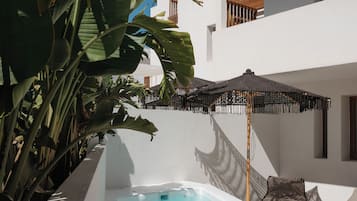 Sphinx Suite with outdoor Hot Tub | Terraço/pátio