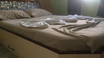 Quarto casal, 1 cama de casal | Wi-Fi de cortesia