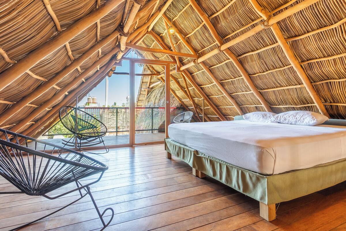 Loft 7 | Roupa de alta qualidade, cortinas/cortinados opacos, Wi-fi grátis 