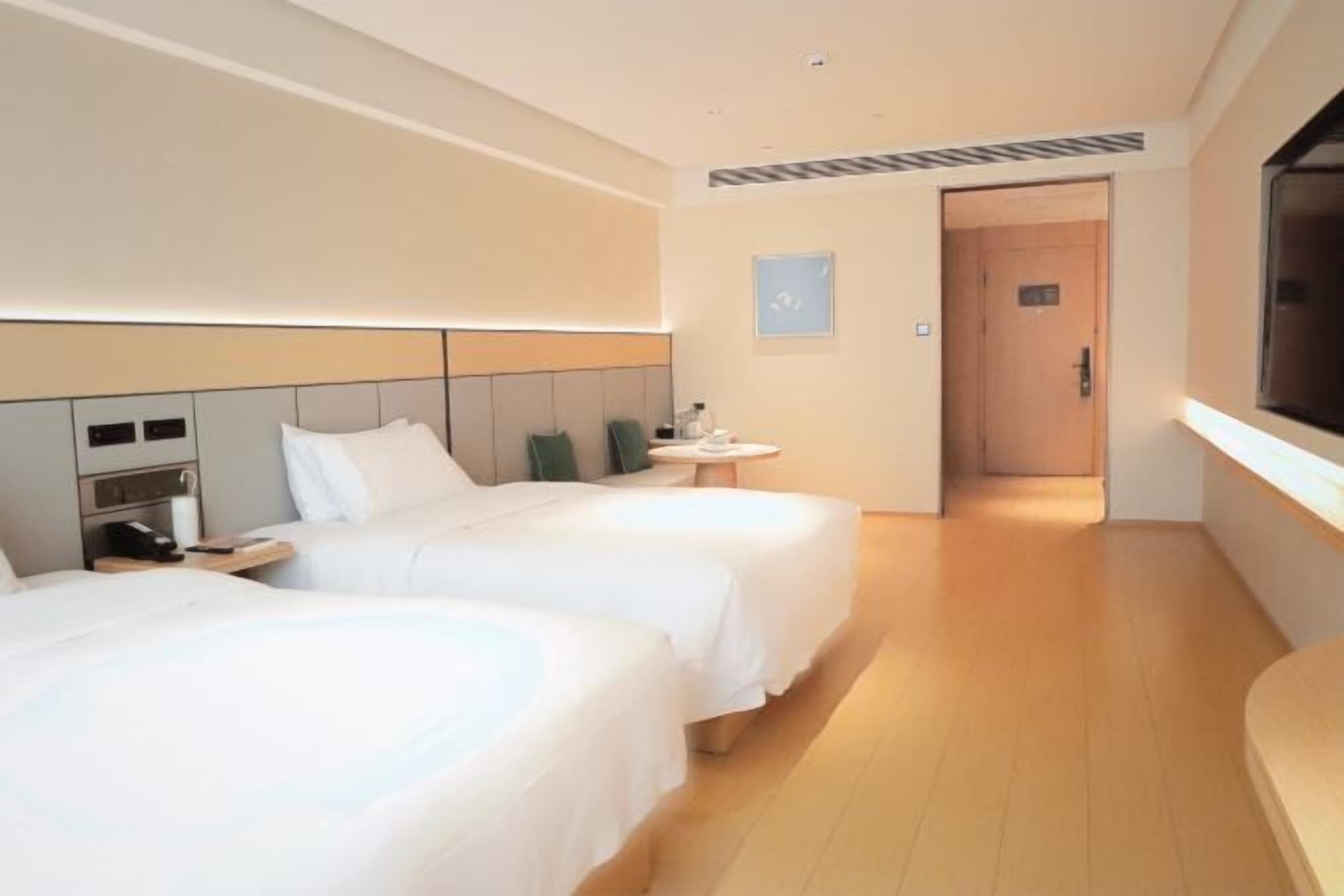 Ji Hotel (Guangzhou Tianhe East Railway Station) in Guangzhou: Find ...