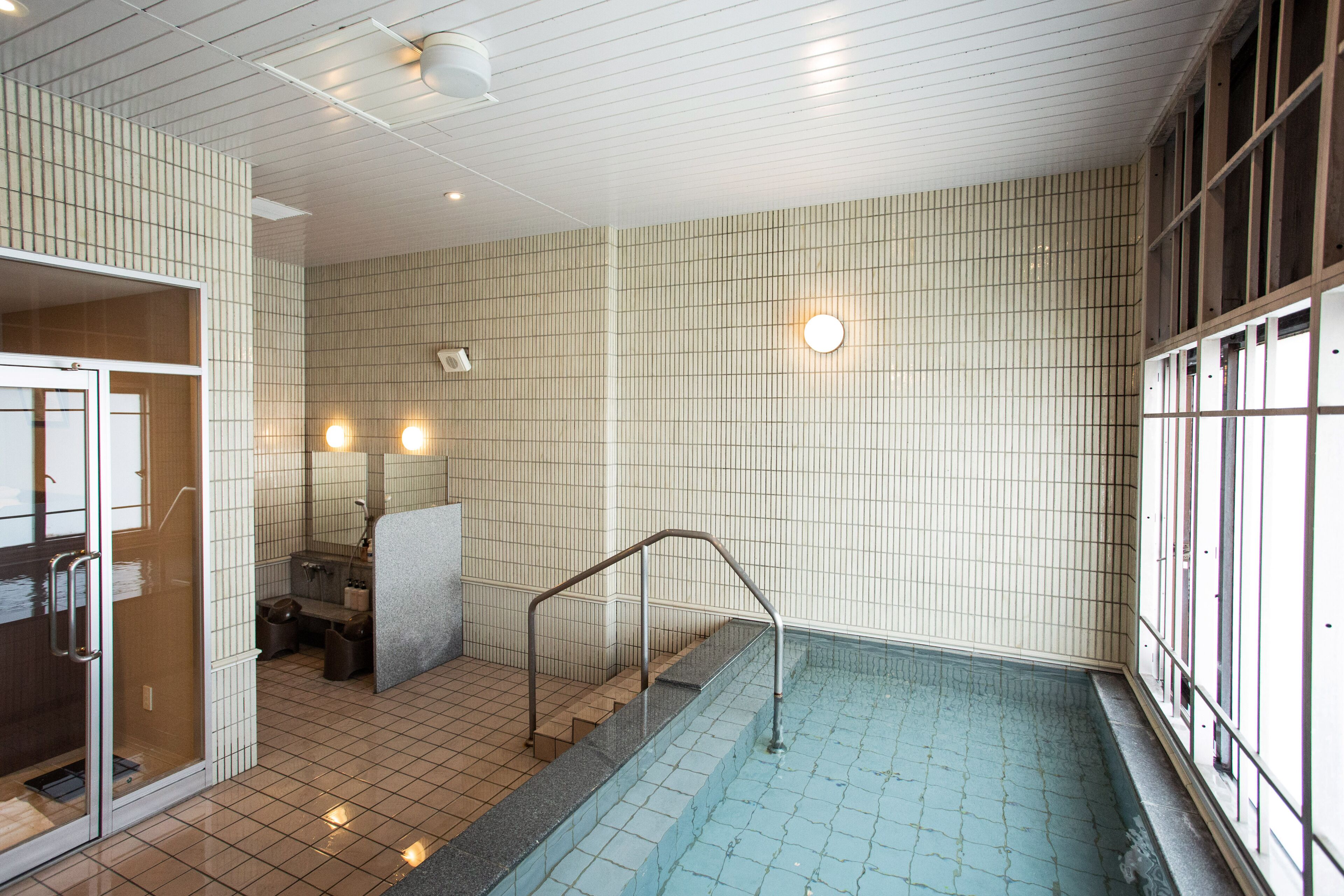 Banheira de hidromassagem privativa