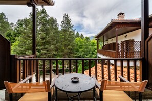 Quarto casal superior, lareira | Vista do quarto