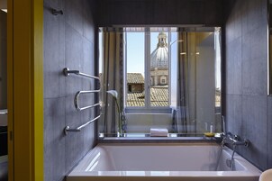 Suite Panorâmica (Luxury) | Banheira de imersão total