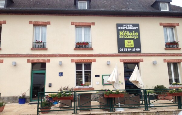 Hôtel Le Relais De L'abbaye - Orne