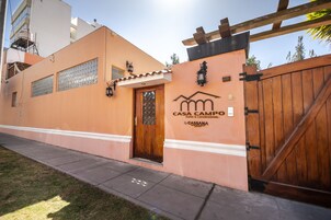 Fachada da propriedade