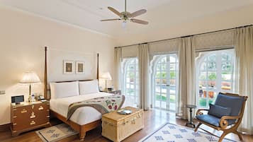 Vila superluxo, piscina particular | Roupas de cama premium, frigobar, cofres nos quartos, escrivaninha