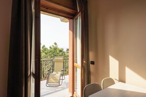 Suite Deluxe | Edredões de penas, cofre no quarto, com decoração personalizada 