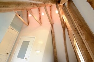 Quarto Duplo Standard, 1 cama de casal, vista para a colina | Secretária adequada para computadores portáteis, Wi-fi grátis 