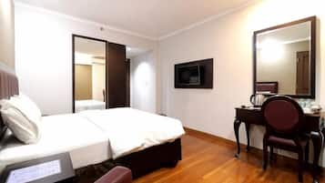 Quarto Deluxe | Cofre no quarto, secretária, quartos insonorizados, Wi-fi grátis