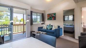 Cabana de Madeira Deluxe, 2 quartos, vista para o lago | Vista do quarto