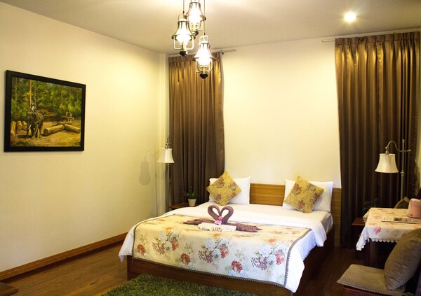 Yenjit Resort - Mueang Chachoengsao District