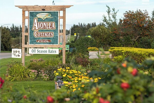 Avonlea Cottages - Cavendish