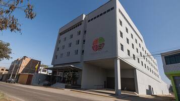 Fachada da propriedade