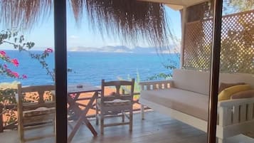Deluxe Suite Queen - Sea View | Vista do quarto