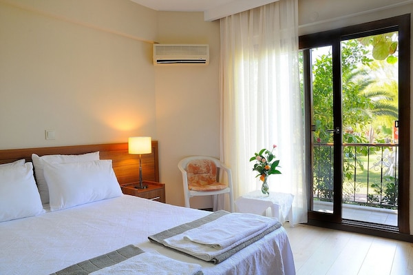 Crescent Hasirci Hotel - Dalyan