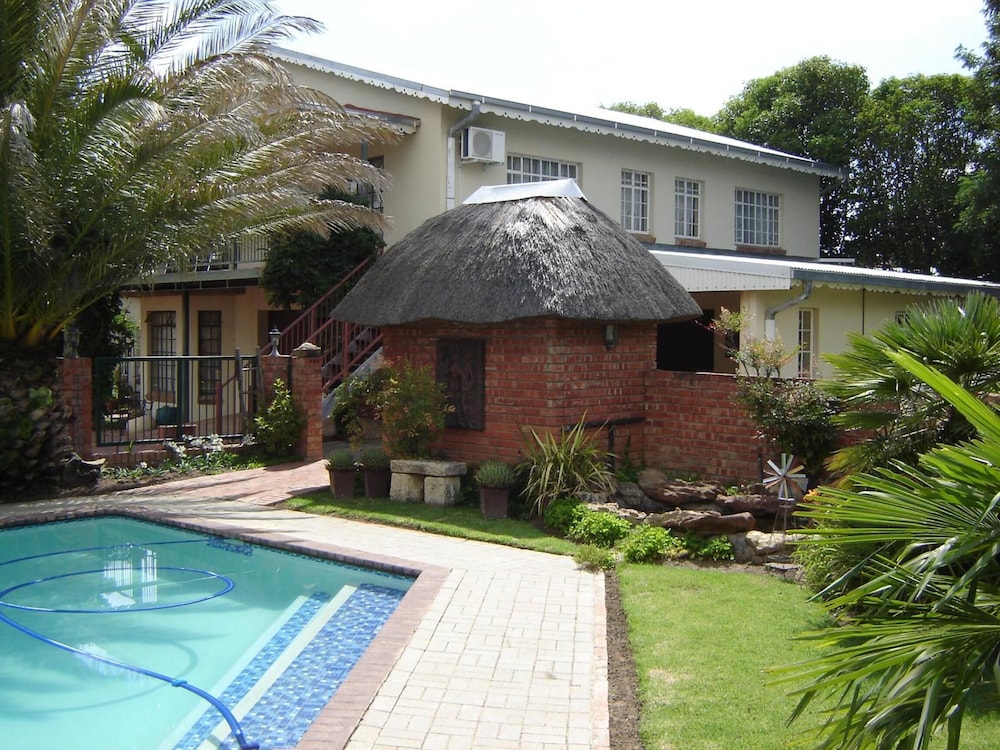 Ladybrand Guest House, Your Home Away From Home!! - Ladybrand