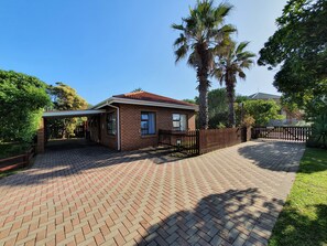 Casa de Campo Comfort, 2 quartos | 2 quartos, roupa de alta qualidade, edredões de penas, cofre no quarto 