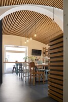 Café da manhã com buffet grátis todos os dias