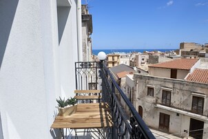 Quarto quádruplo | Vista para a cidade