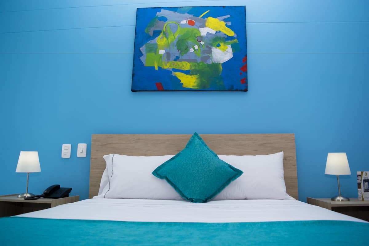 Quarto Individual | Cofre no quarto, secretária, ferro/tábua de engomar, Wi-fi grátis 