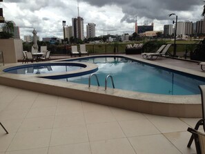 Piscina externa
