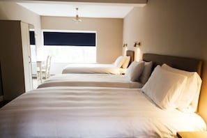 Roupa de alta qualidade, camas de colchão pillowtop, secretária 