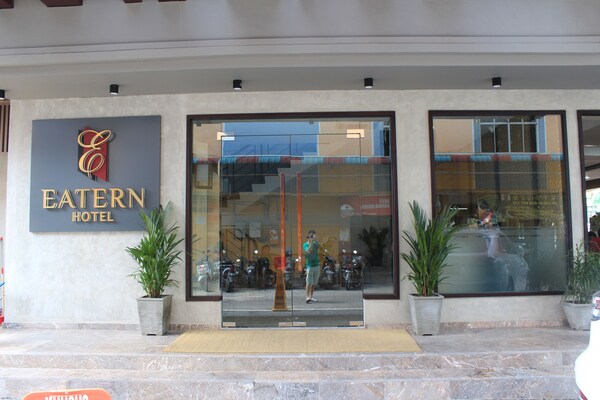 Eatern Hotel - Batam