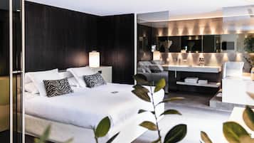 Roupa de alta qualidade, camas de colchão pillowtop, minibar