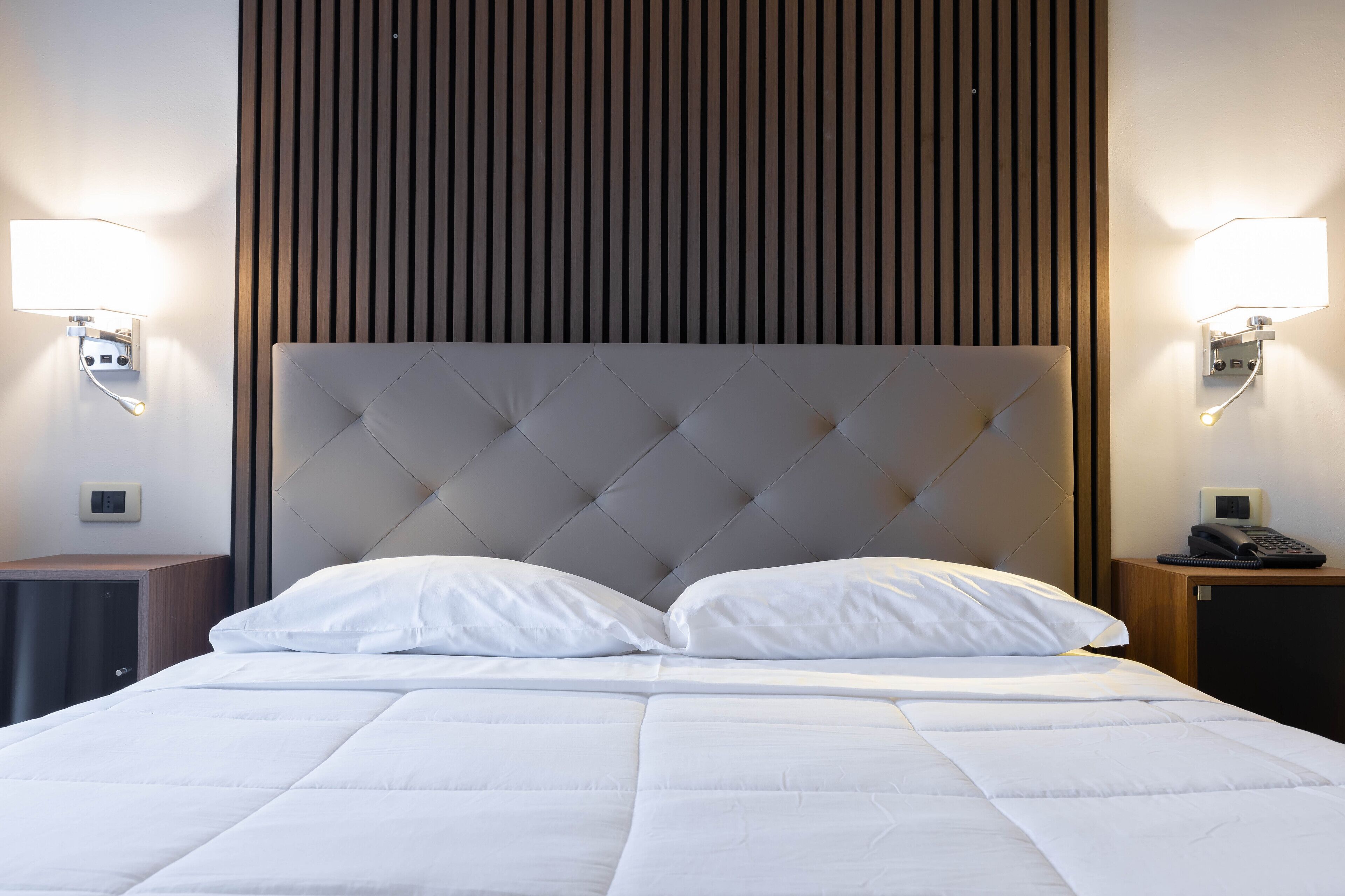 1 quarto, roupas de cama premium, edredons de pluma, frigobar