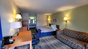 Quarto Clássico, 1 cama king-size, fumadores | Wi-fi grátis, roupa de cama fornecida 