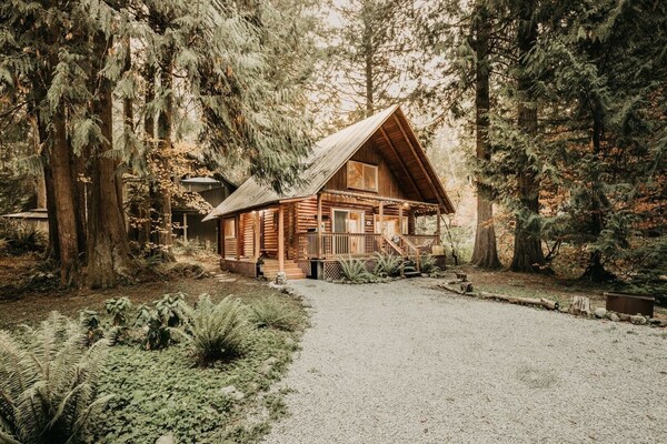 17mbr - Log  - Bbq - Pets Ok - Wifi - Sleeps 8 2 Bedroom Home By Redawning - Glacier, WA