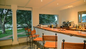 Bar (no alojamento)