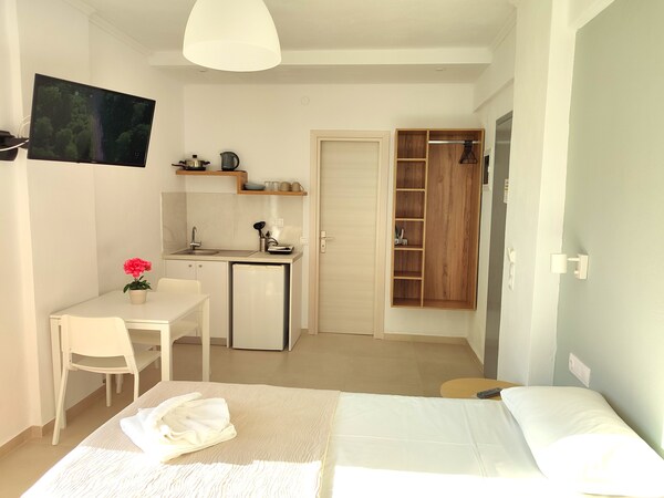 Kostas Apartments - Crete