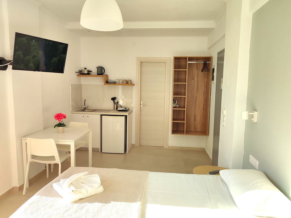 Kostas Apartments - Griechenland