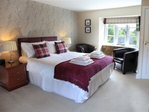 Quarto casal superior, suíte | 1 quarto