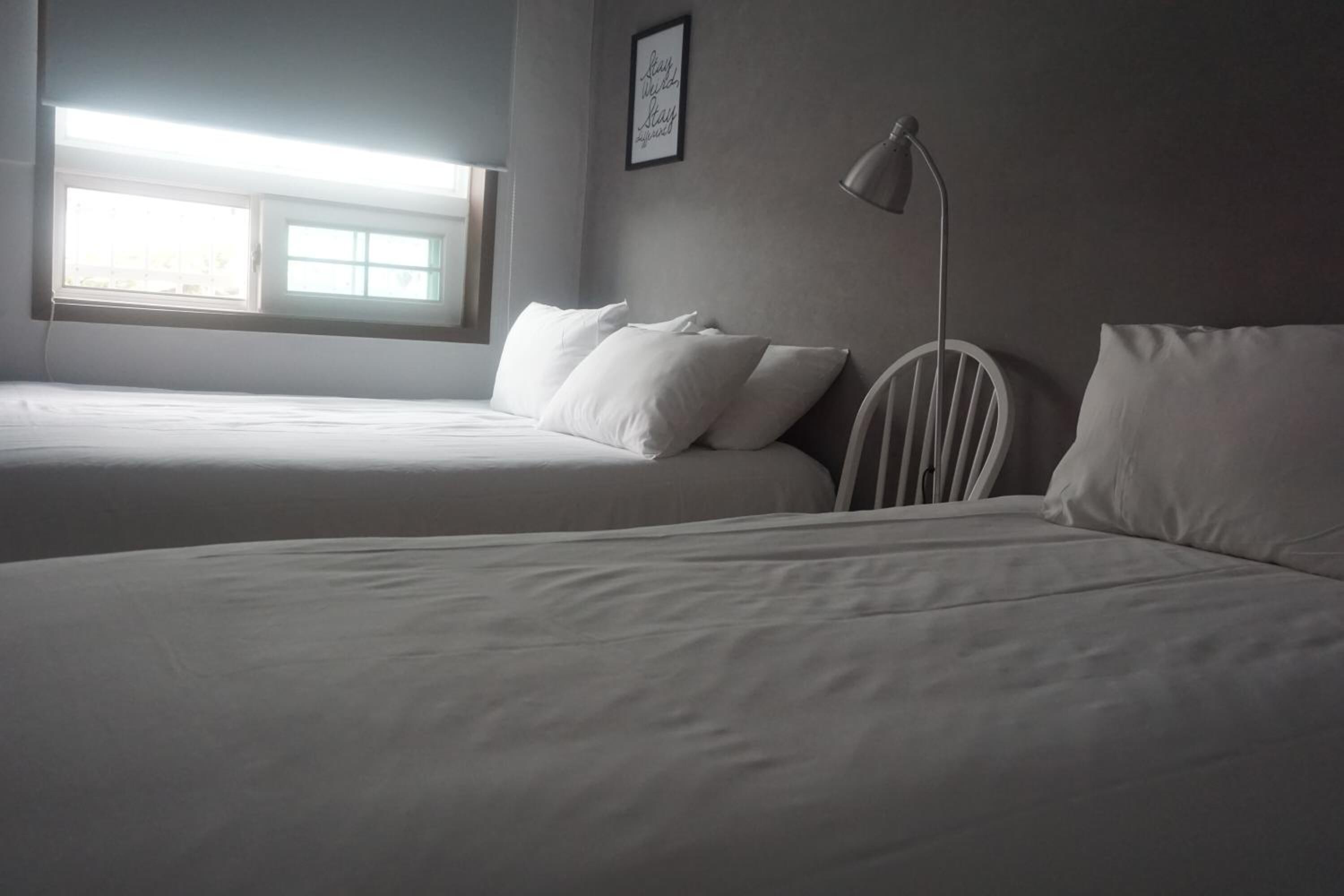 Roupa de alta qualidade, camas desdobráveis, Wi-fi grátis 